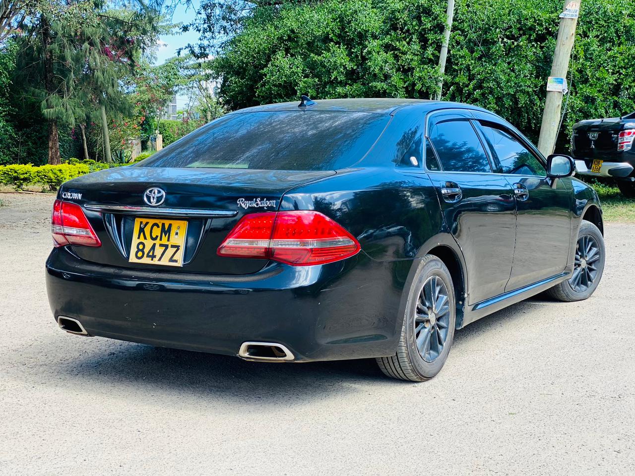 TOYOTA CROWN ROYAL SALOON - Alpha Car Giants