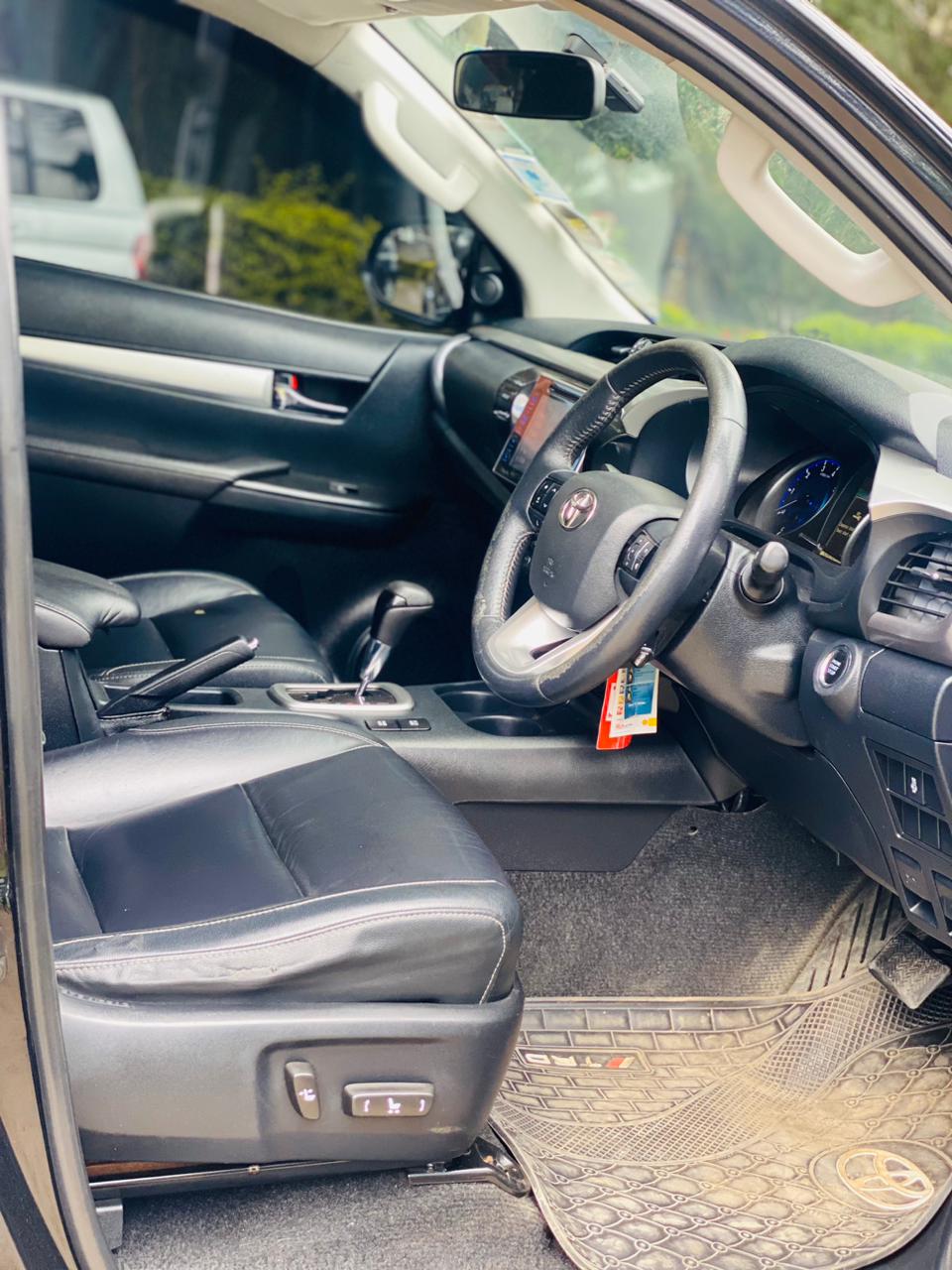 Toyota Hilux Revo - Alpha Car Giants