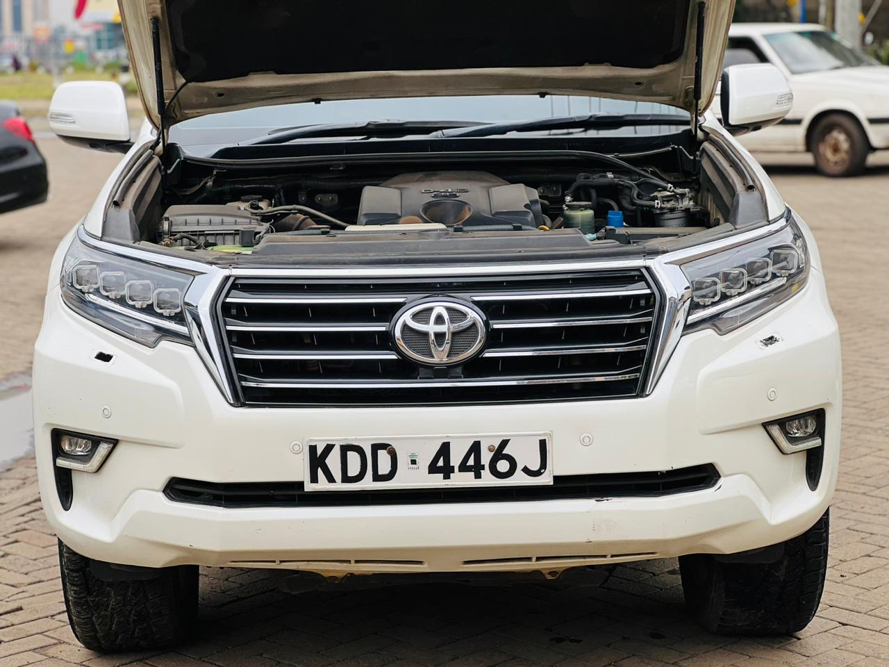 Toyota Prado TZG - Alpha Car Giants