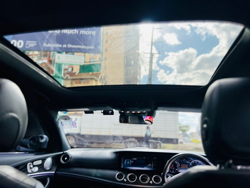 Mercedes Benz E200 - Alpha Car Giants